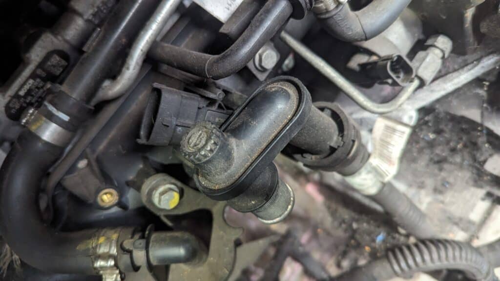 1.6 JTDm Coolant Bleed Junction with Pipes - Alfa Romeo Giulietta 2010 ...